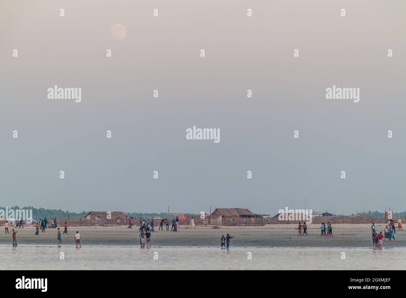 PASUR, BANGLADESH - NOVEMBER 13, 2016: Beach at Dublar Char Dubla ...