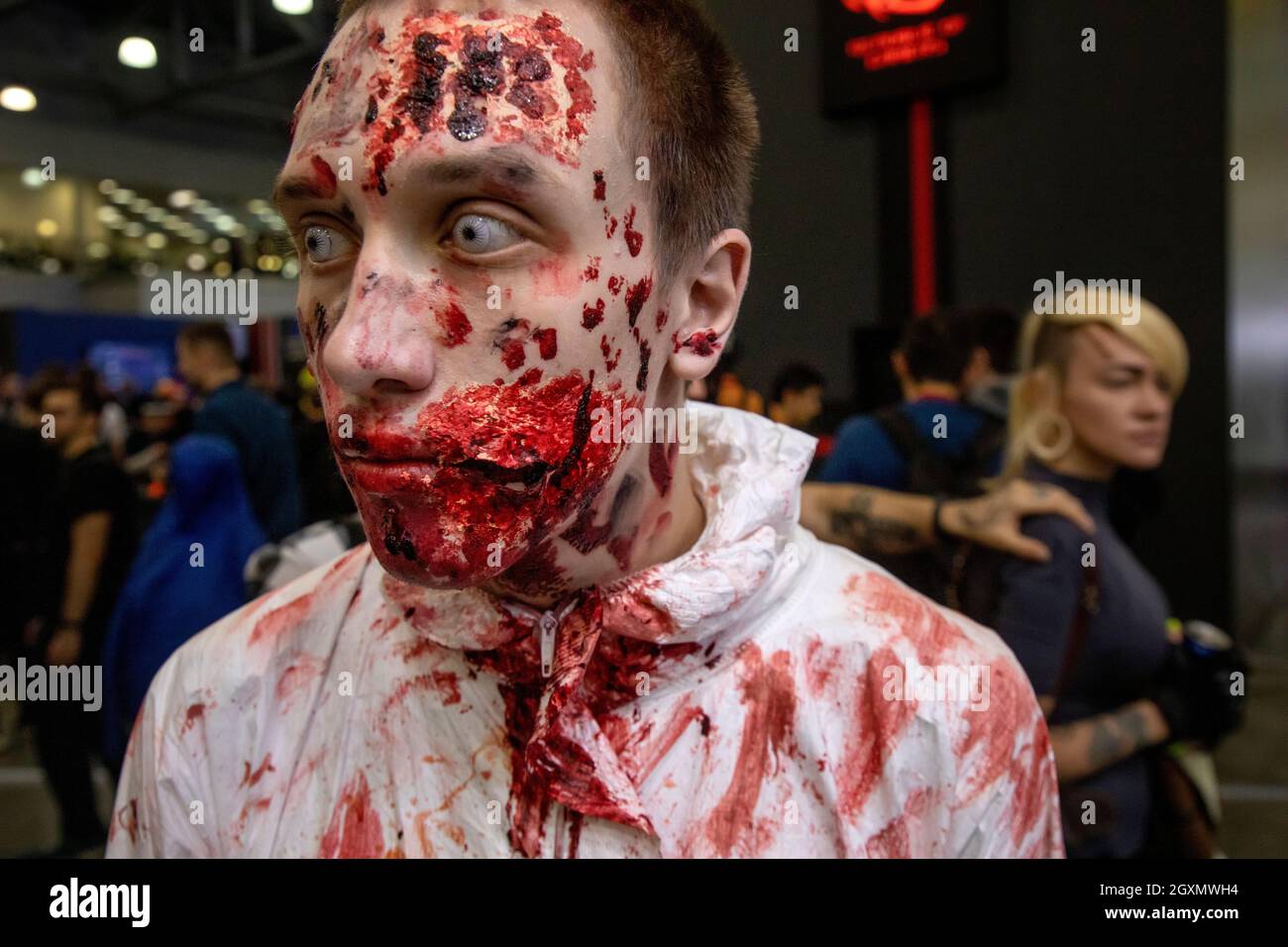 Moscow, Russia. 5th, October, 2019 A man with zombie makeup takes part ...