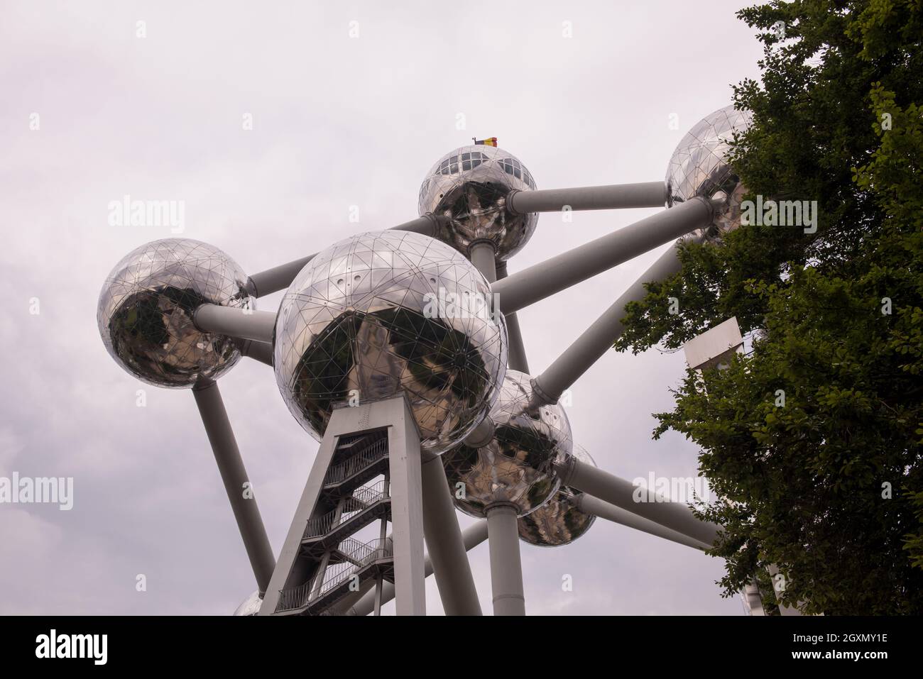 picture of the Atomium building in Brussels Stock Photo - Alamy
