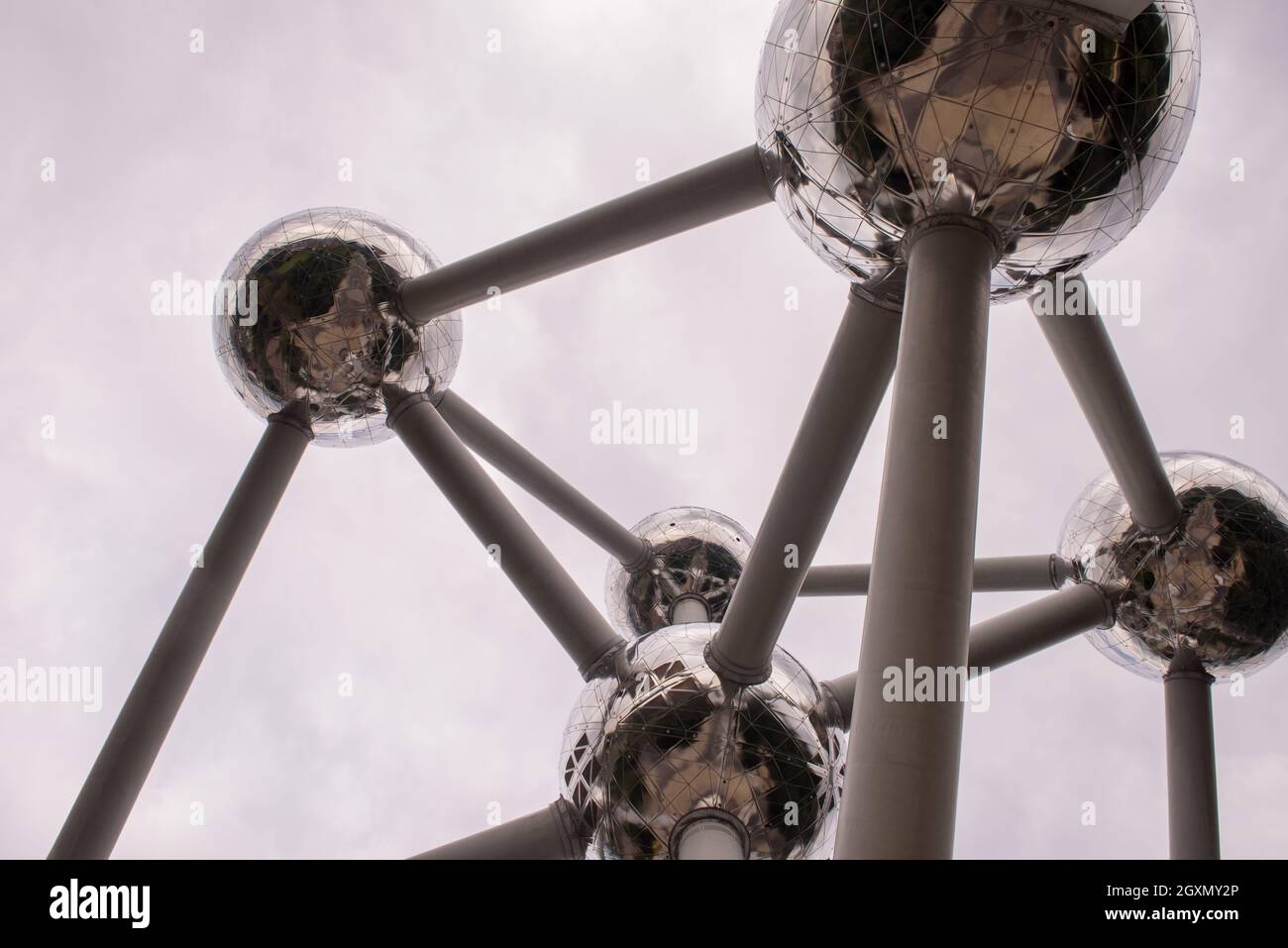picture of the Atomium building in Brussels Stock Photo - Alamy