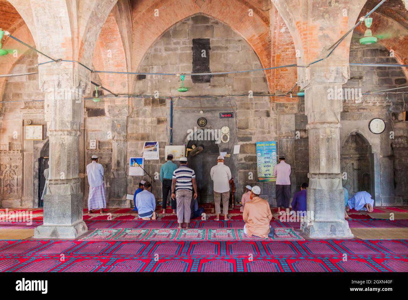 SONA MASJID, BANGLADESH - NOVEMBER 11, 2016: Interior of Choto Shona ...