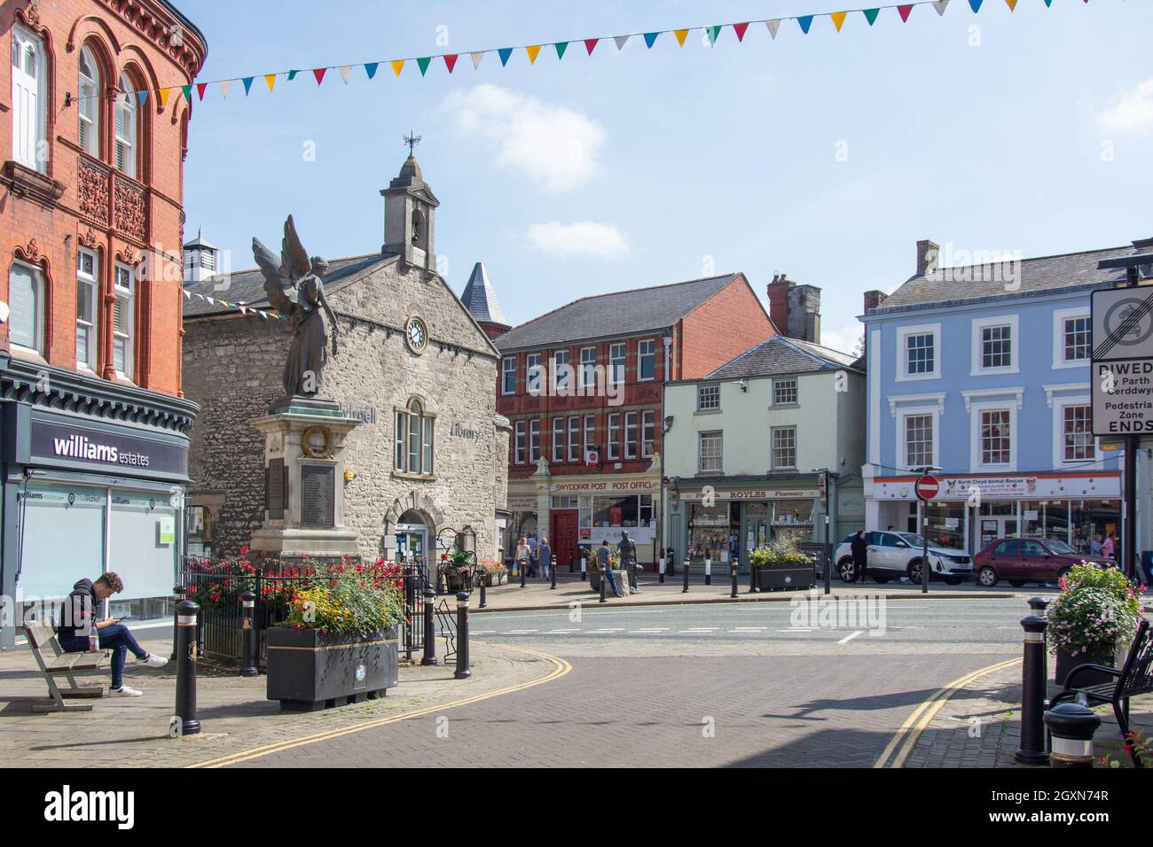 War memorial hall square high street denbigh dinbych town centre hi-res ...