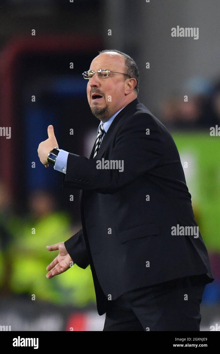 Newcastle United manager Rafael Benitez Stock Photo - Alamy Newcastle United manager Rafael Benitez Stock Photo - Alamy