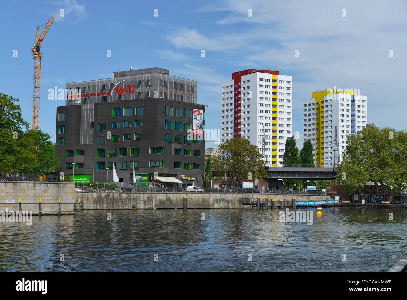 Social association hi-res stock photography and images - Alamy