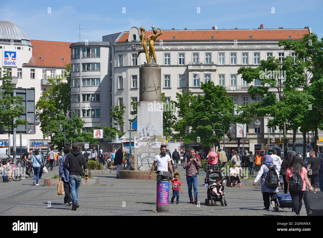 Hermannplatz, Neukoelln, Berlin, Germany Stock Photo - Alamy