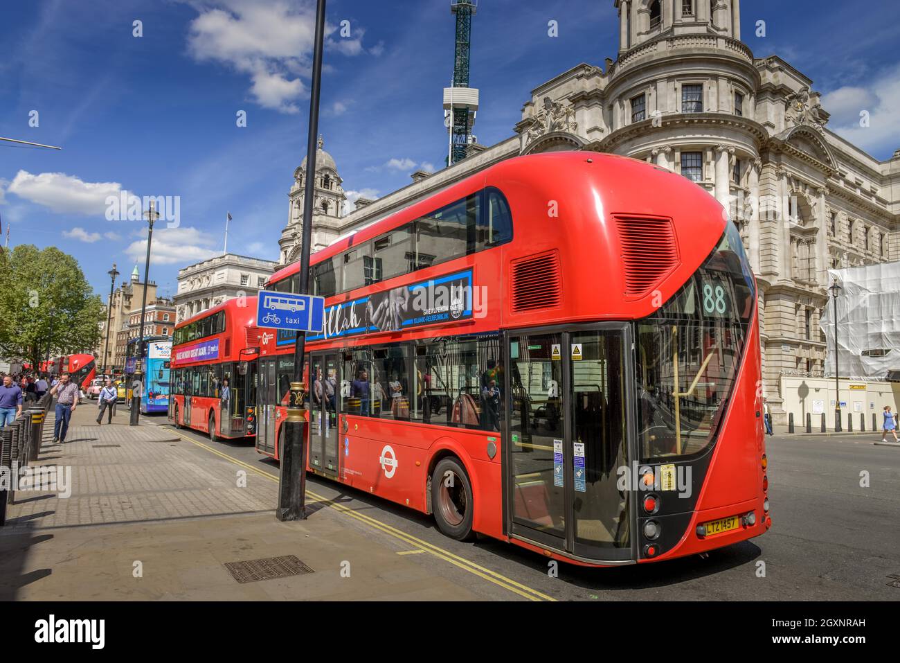 Buses, Trafalgar Square, London, England, United Kingdom Stock Photo ...