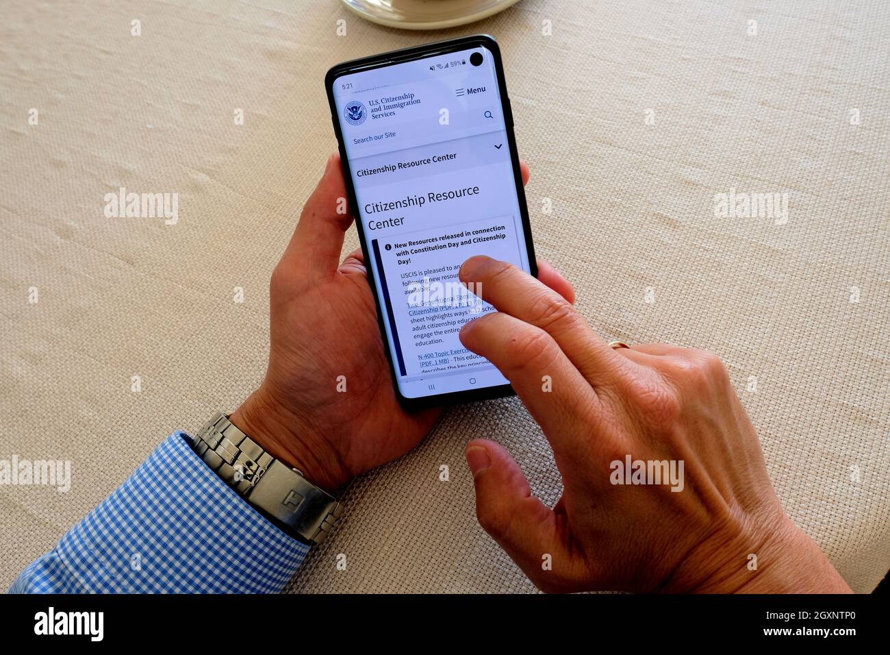 Citizenship applicant hi-res stock photography and images - Alamy