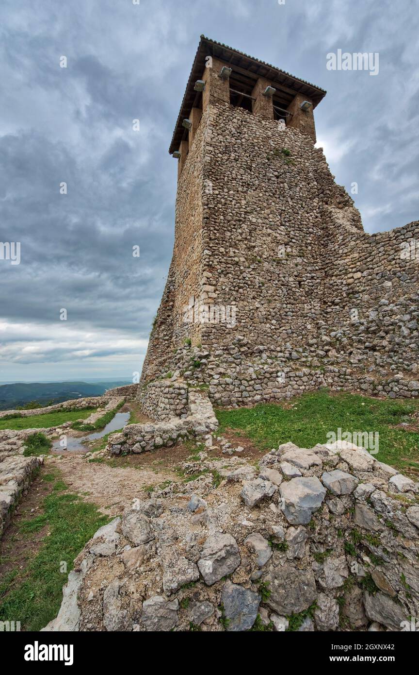 Kruje Castle Lookout Tower, Kruje, Albania Stock Photo - Alamy