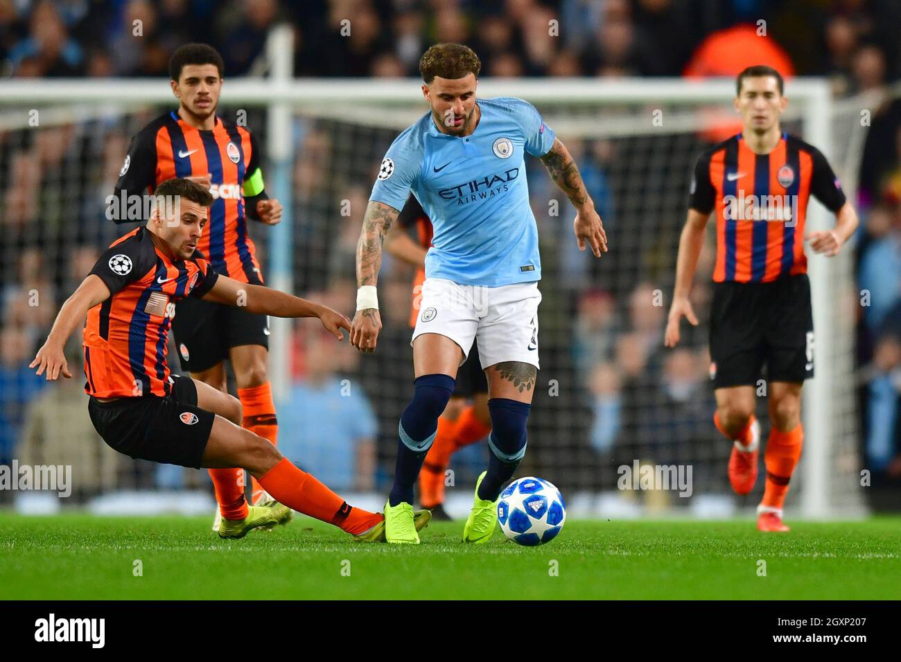 Manchester City's Kyle Walker avoids a challenge from Shakhtar Donetsk’s Junior Moraes Stock ...