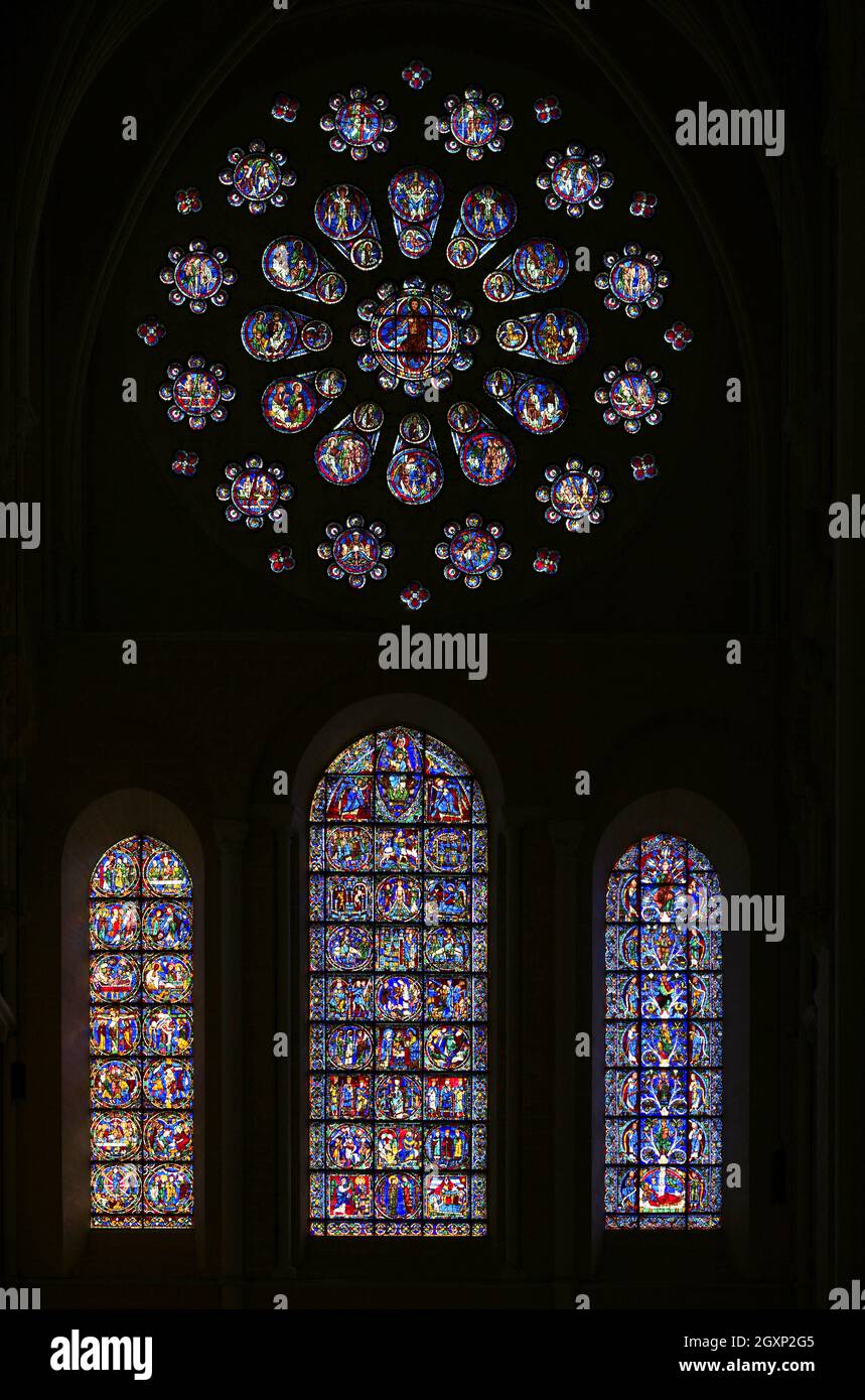 West rosette, rosette in the west above the three oldest windows of ...