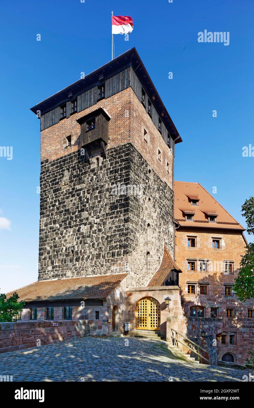 Pentagonal hi-res stock photography and images - Alamy