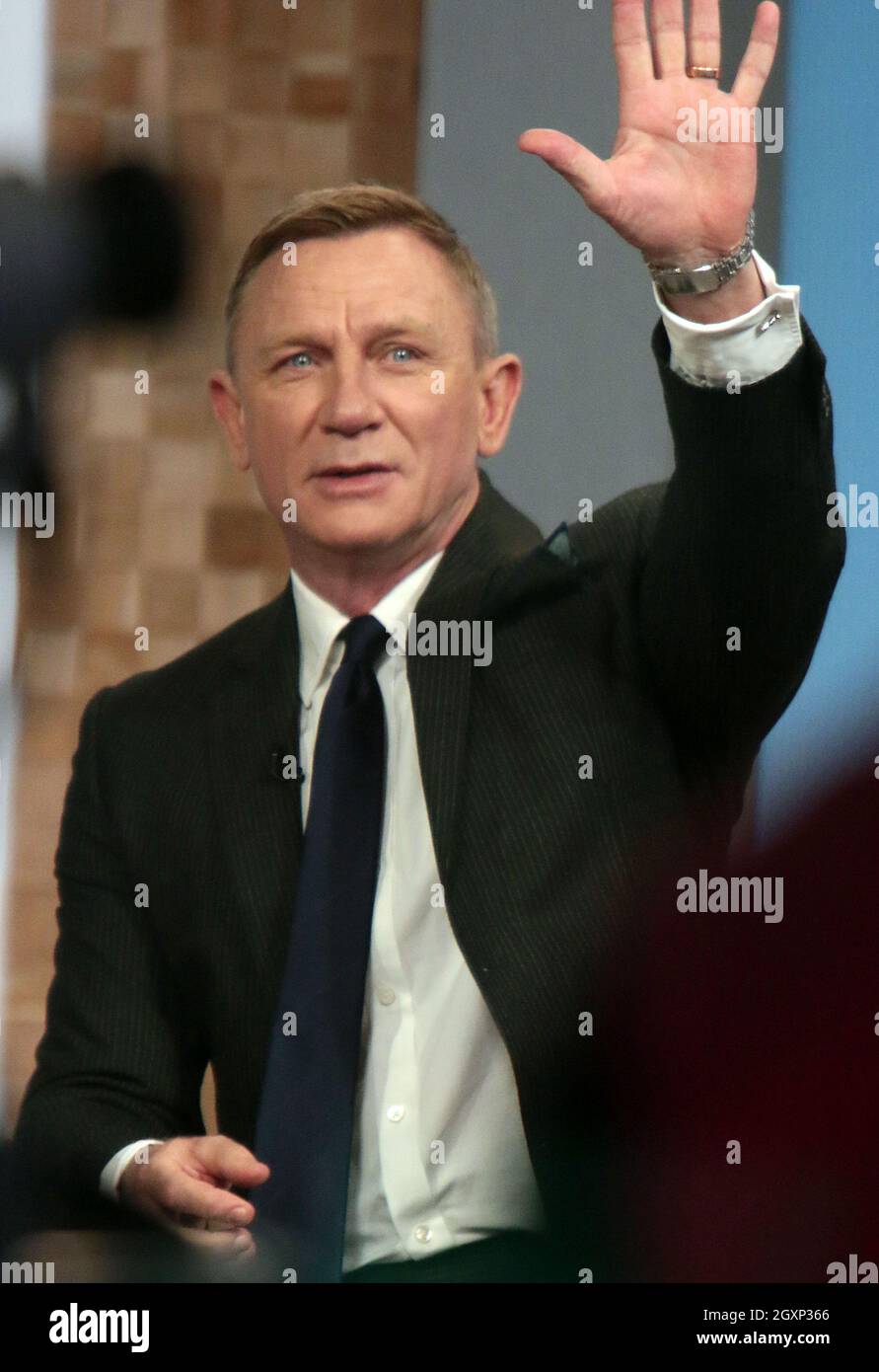 New York, NY, USA. 05th Oct, 2021. Daniel Craig seen at Good Morning ...