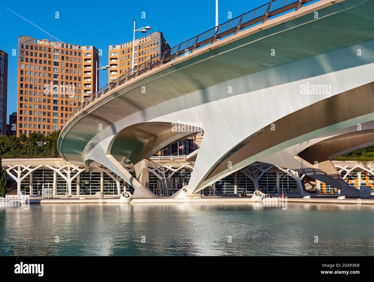 Pont de Montolivet Bridge, Valencia, Spain Stock Photo - Alamy