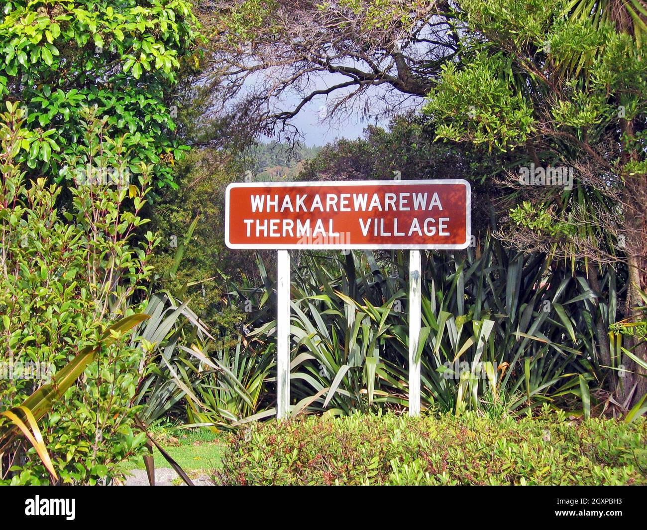 Rotorua tourist attraction sign hi-res stock photography and images - Alamy
