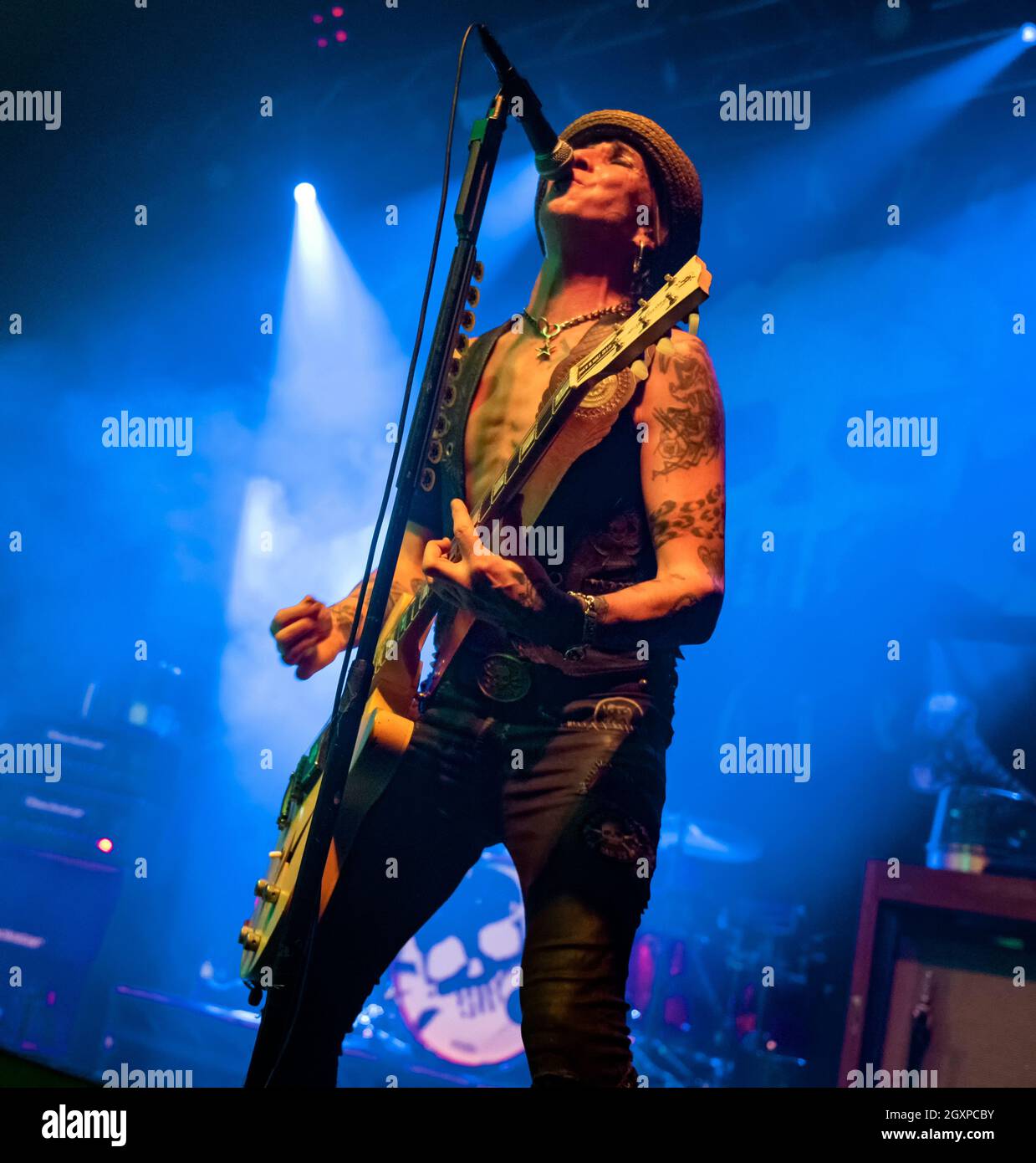 Dregen guitarist hi-res stock photography and images - Alamy