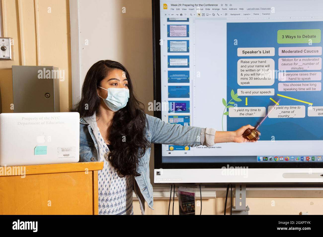 Female human presenting presentation hi-res stock photography and ...