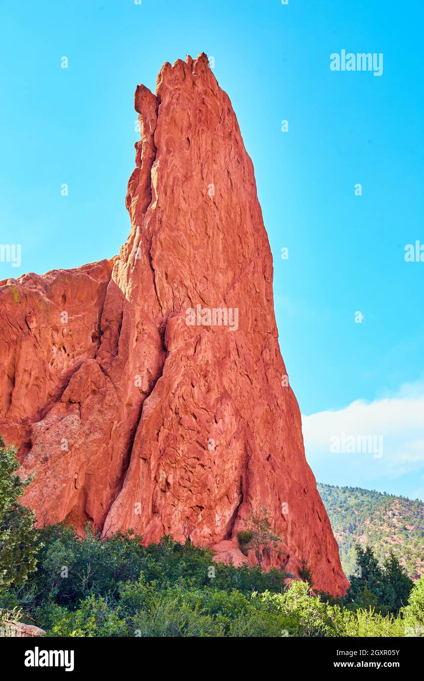 Red pillar in park hi-res stock photography and images - Alamy