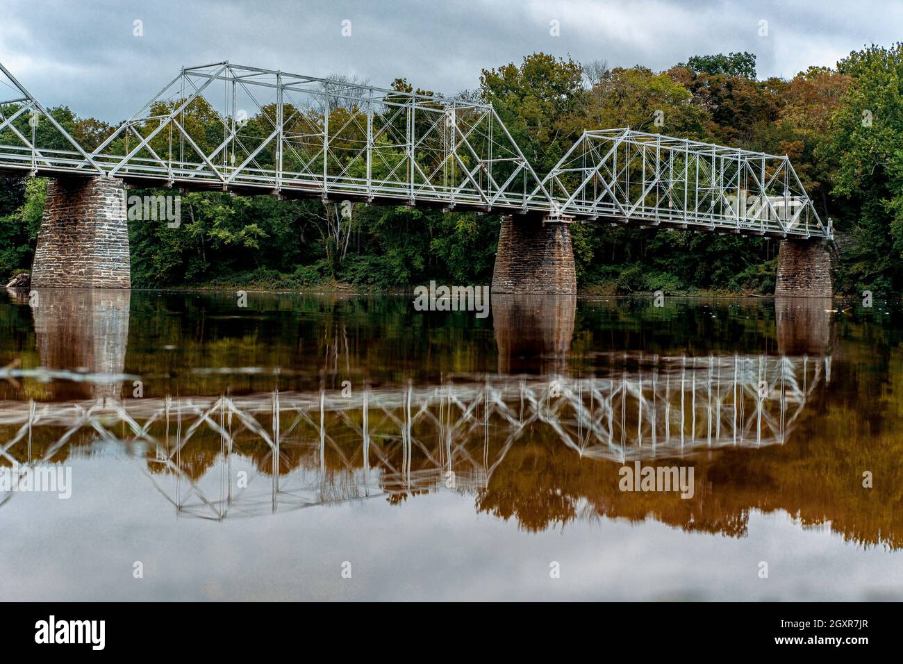 Dingmans bridge hi-res stock photography and images - Alamy