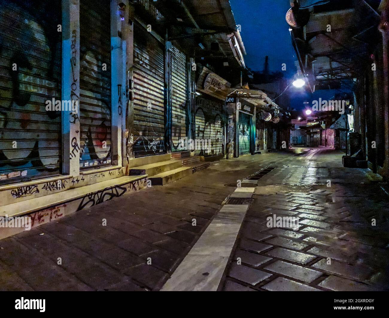 Empty flea market hi-res stock photography and images - Alamy