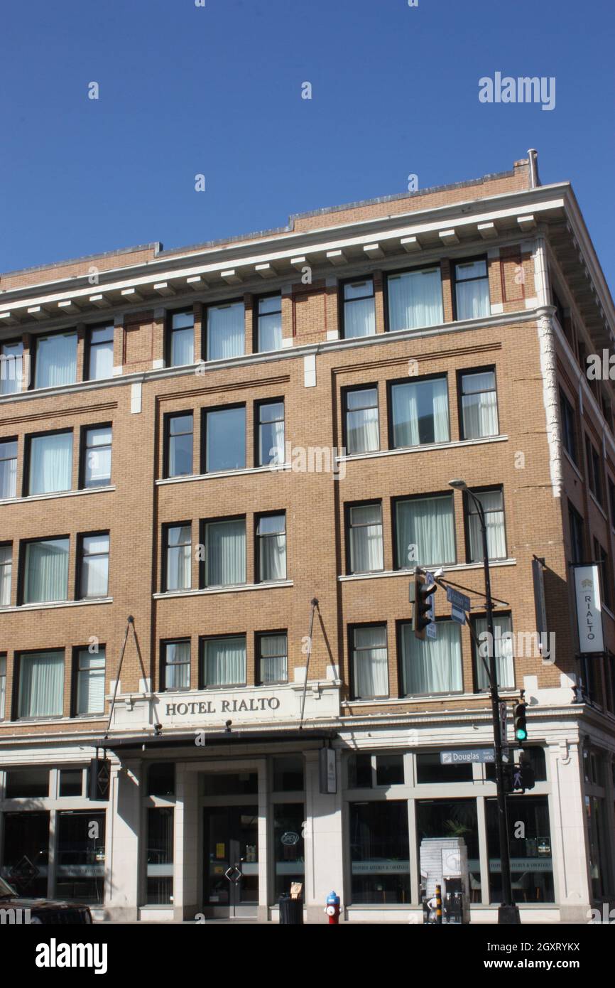 The Rialto Hotel near Chinatown in Victoria, BC Stock Photo - Alamy