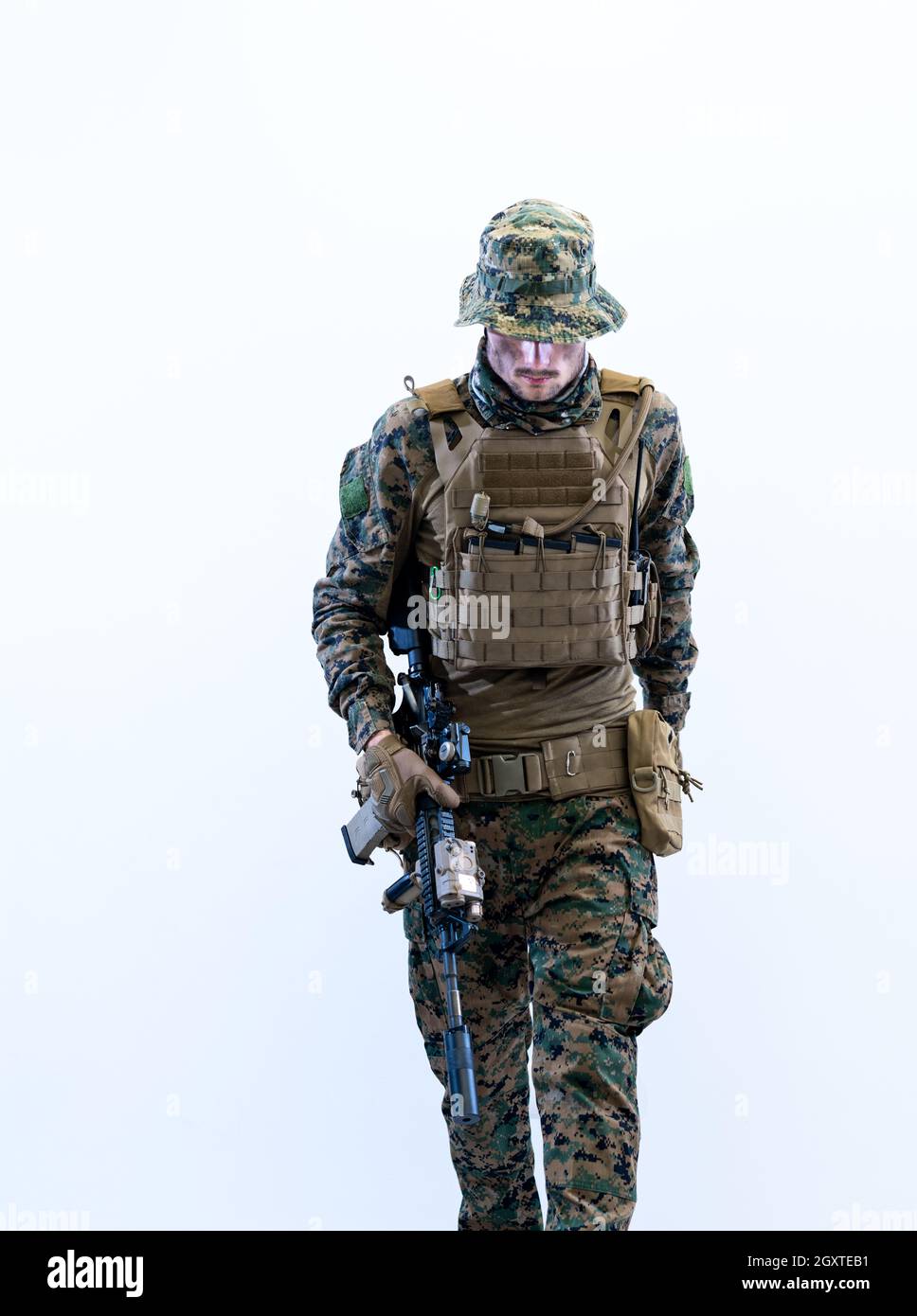american marine corps special operations modern warfare soldier with ...