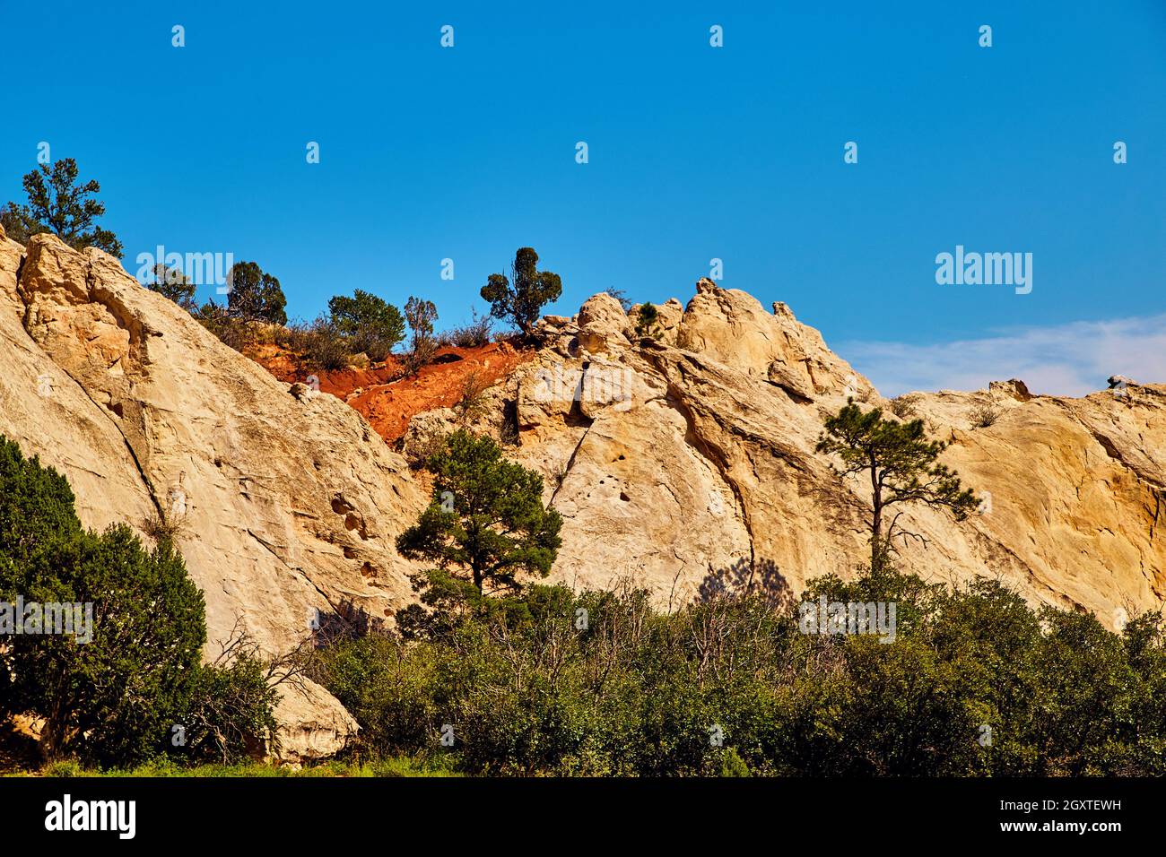 Detail of peaks of brown rock mountain landscape Stock Photo - Alamy