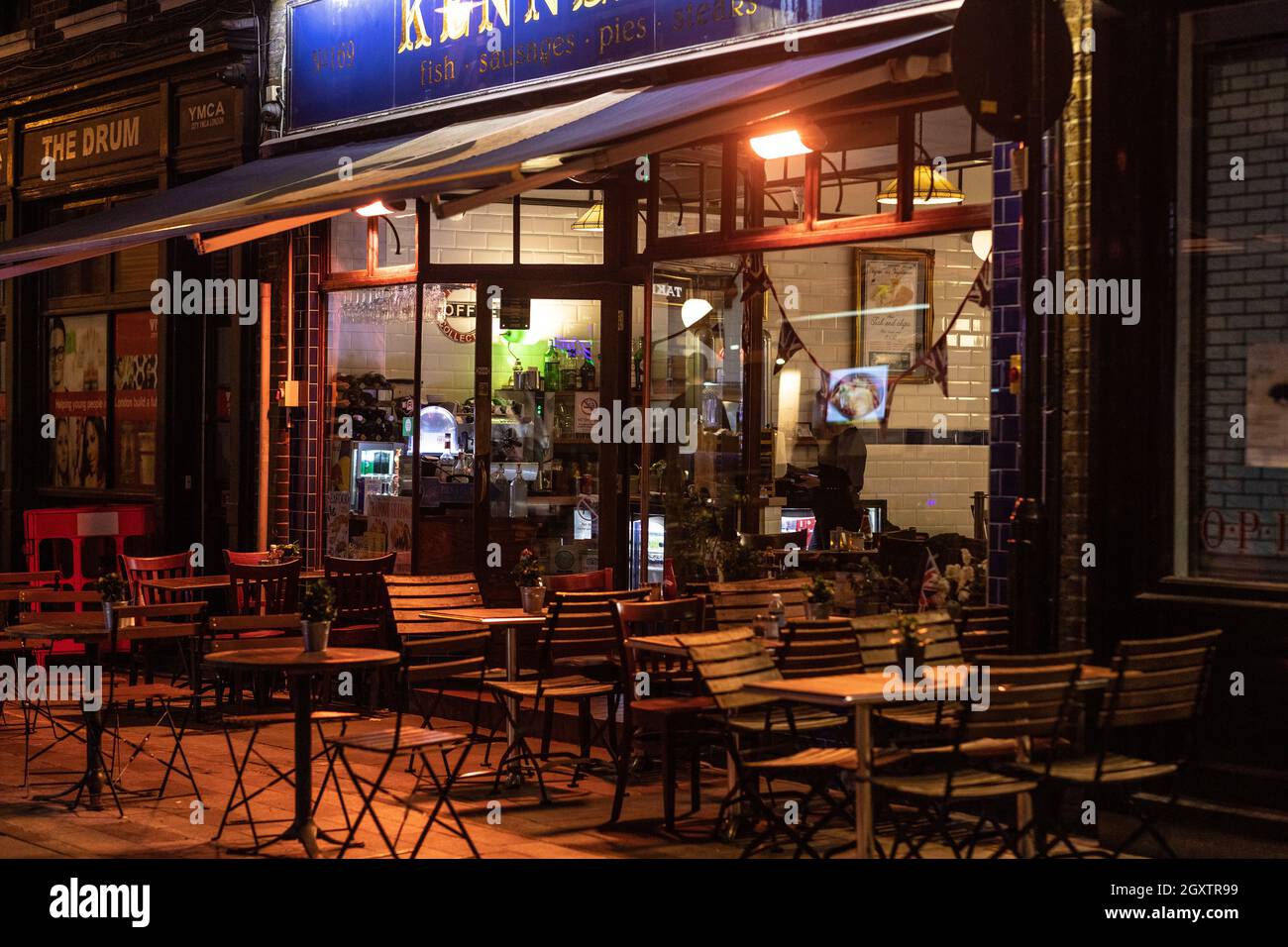 Soho night clubs london streets hi-res stock photography and images - Alamy