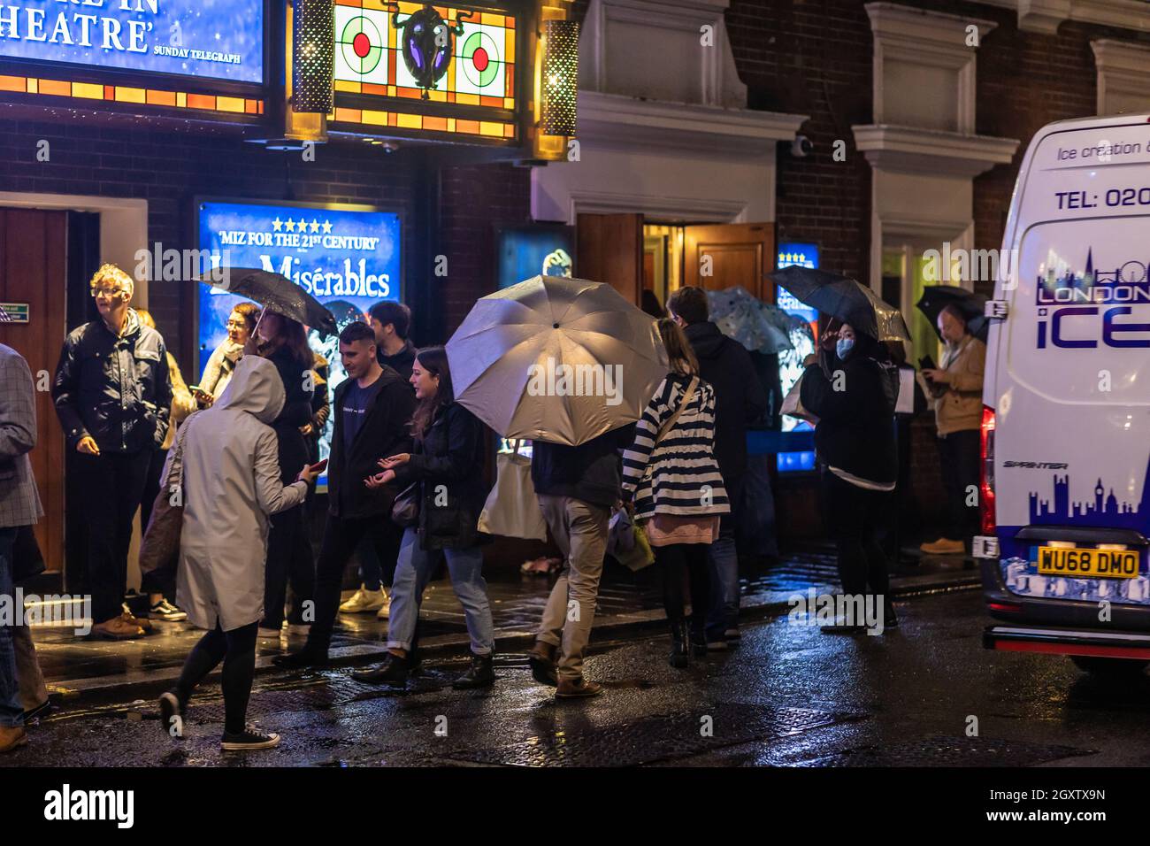 Soho night clubs london streets hi-res stock photography and images - Alamy