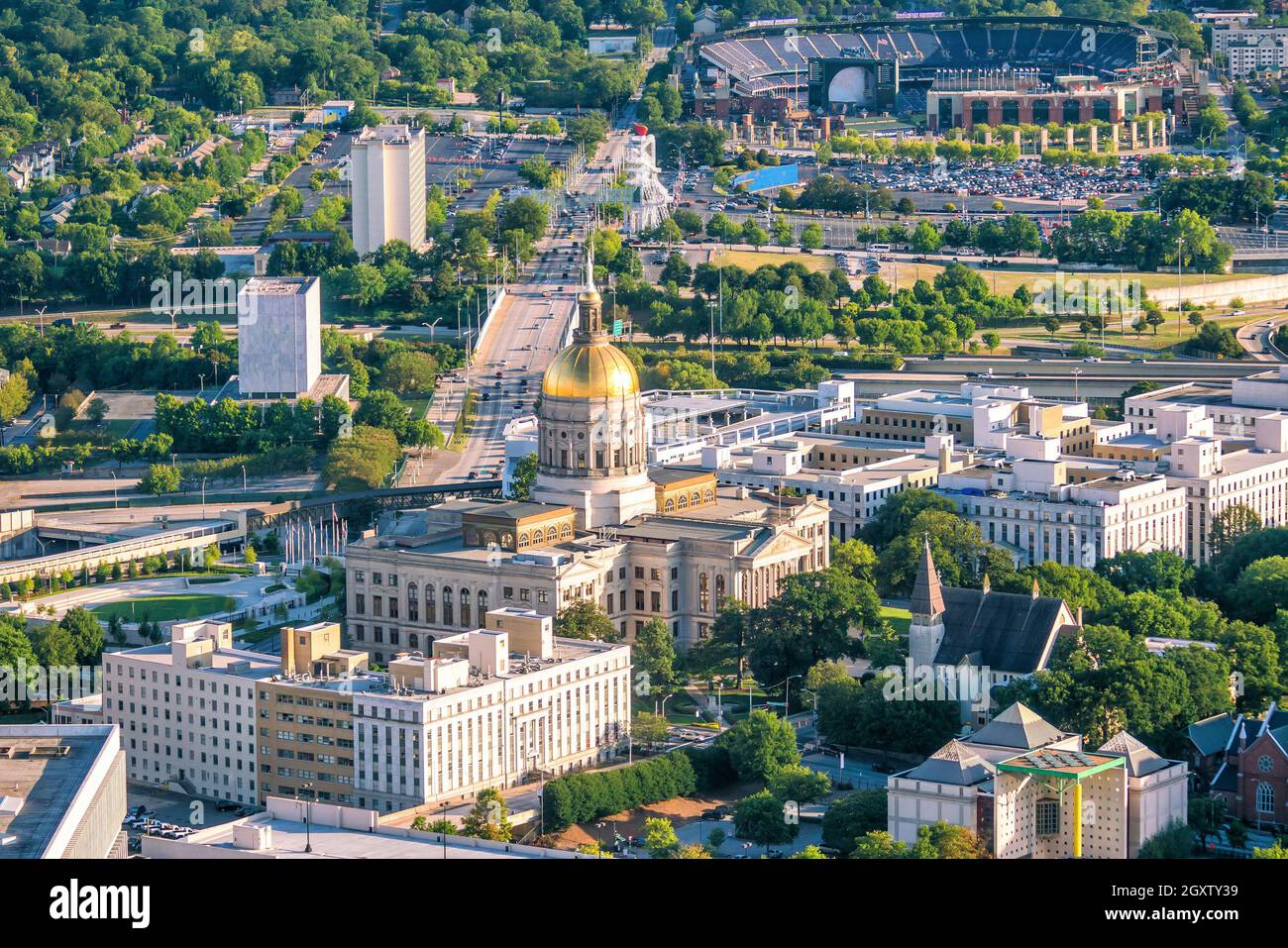 Georgia state capitol gold dome hi-res stock photography and images - Alamy