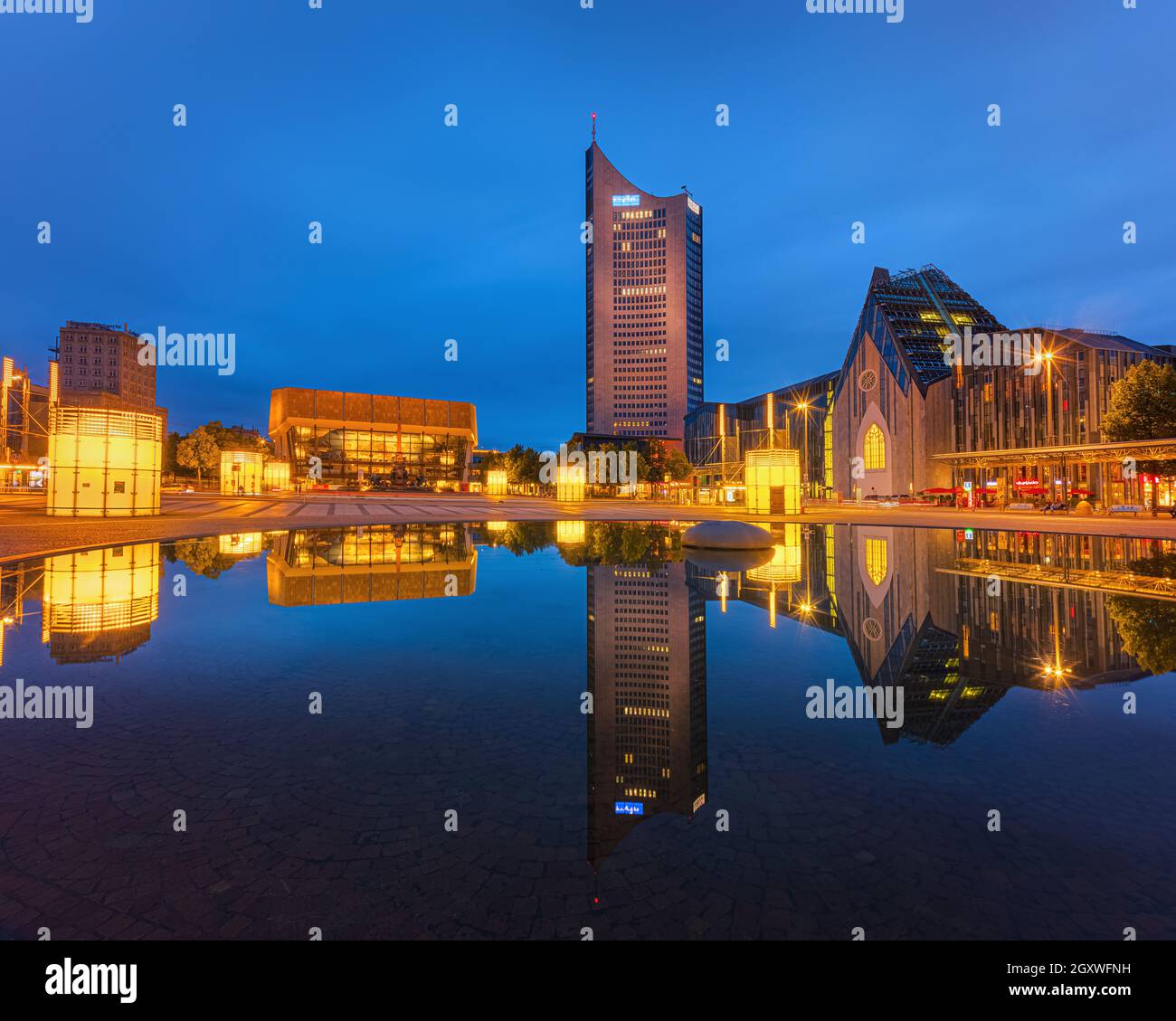 Mdr hochhaus tower hi-res stock photography and images - Alamy
