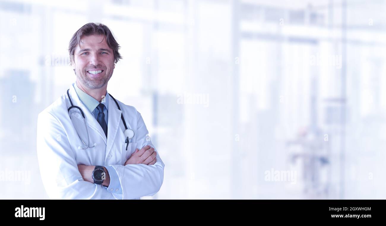 Portrait of smilling senior doctor of medicine in his ordination Stock ...