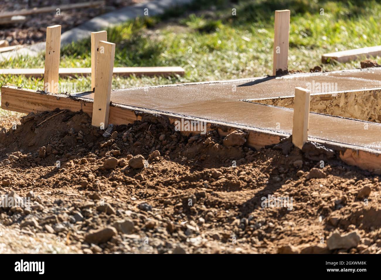 Pool coping installation hi-res stock photography and images - Alamy