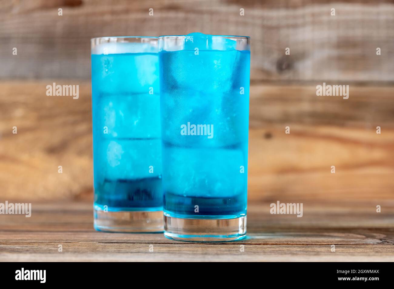 Blue lagoon cocktail hi-res stock photography and images - Alamy