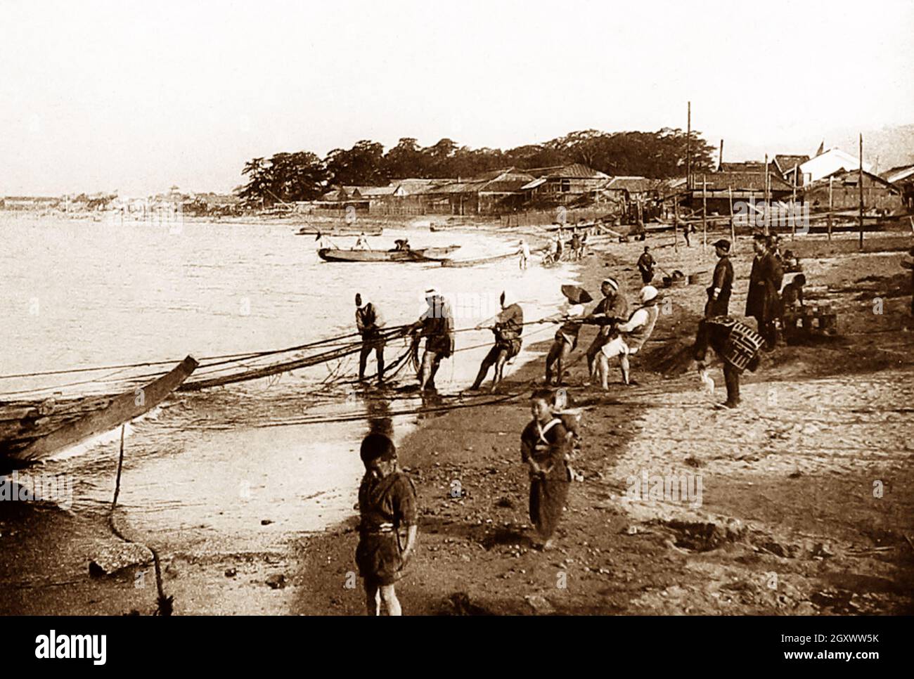 Fishing at the coast, Japan, early 1900s Stock Photo - Alamy