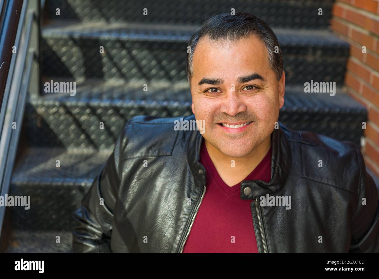 Headshot Portrait of Handsom Hispanic Man Stock Photo - Alamy