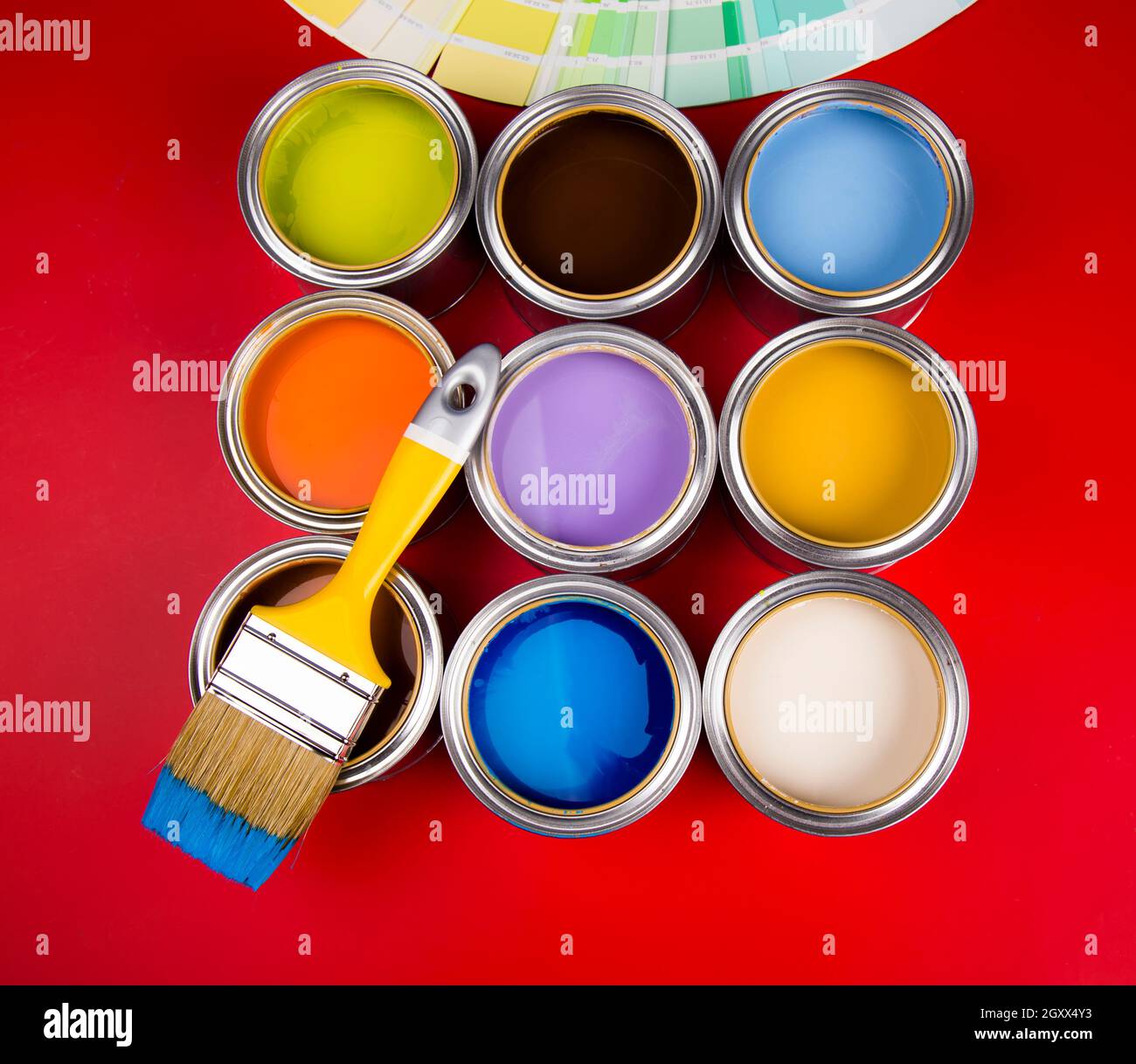 Red paint can roller hi-res stock photography and images - Alamy