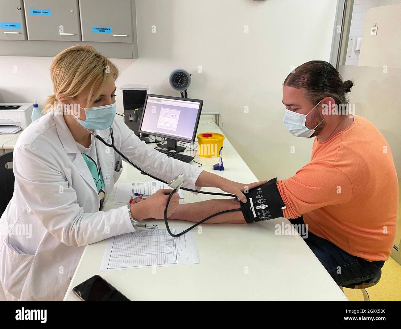 Gp measure hi-res stock photography and images - Alamy