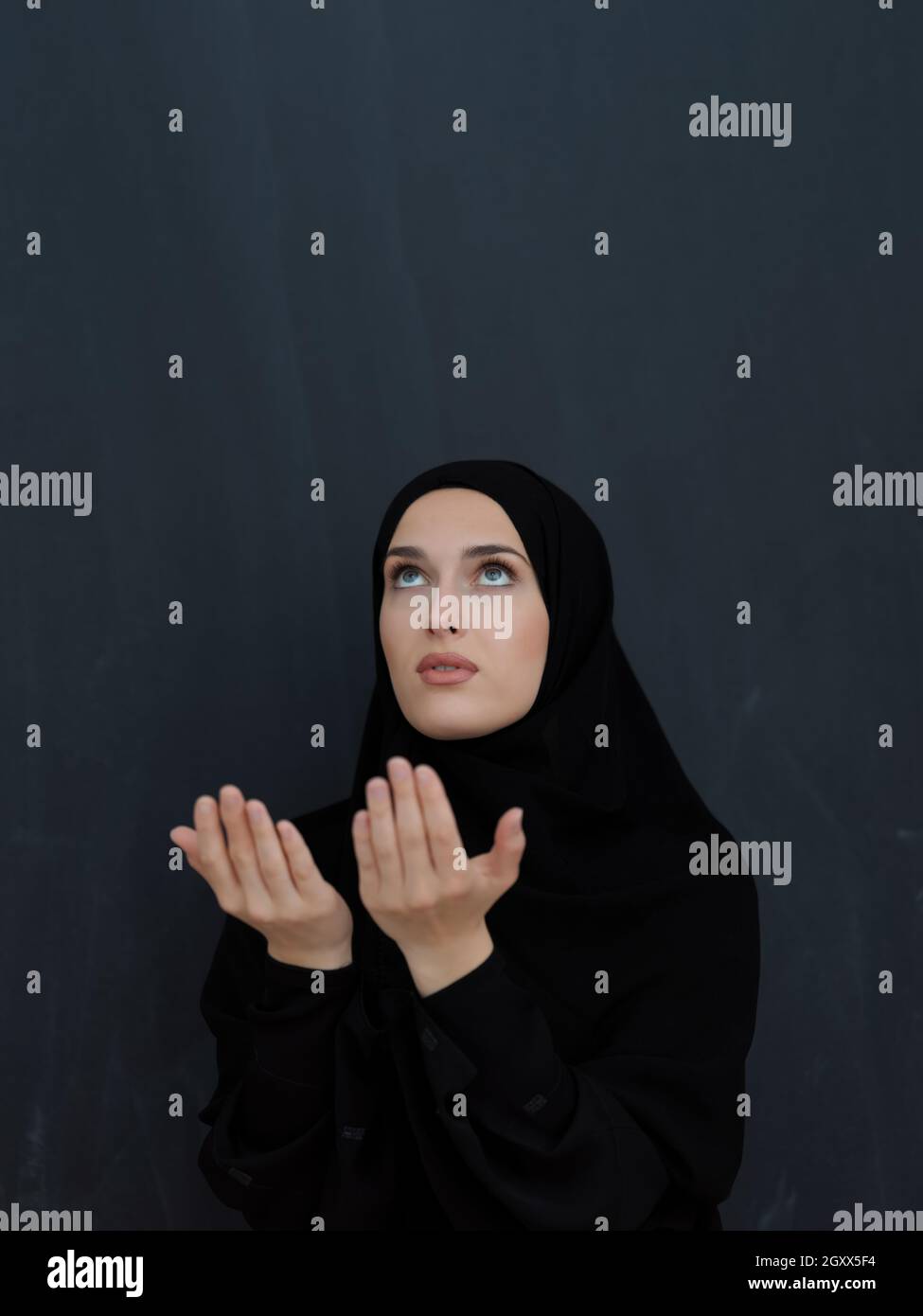 Dua hands hi-res stock photography and images - Alamy