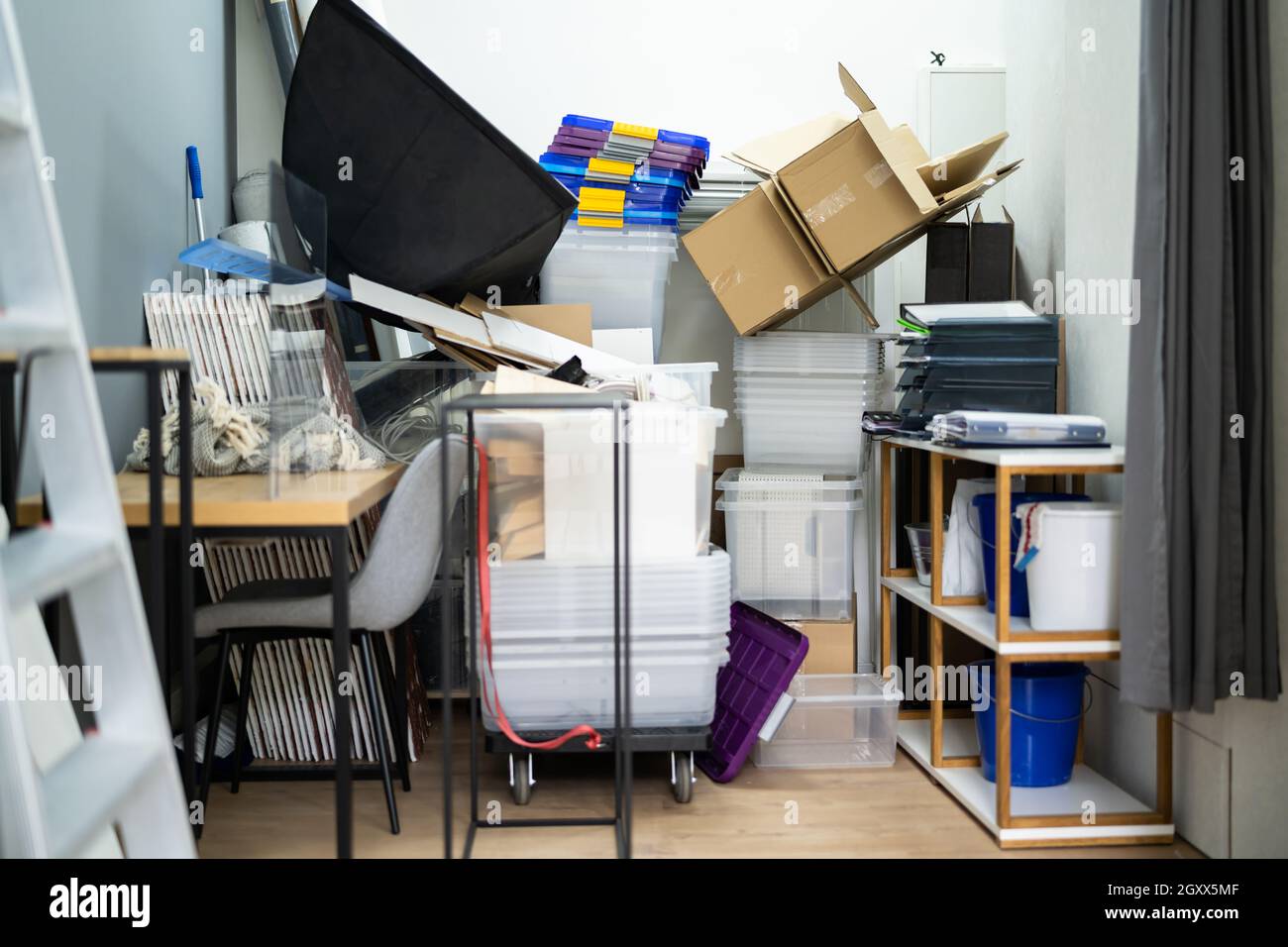 Messy Storage Closet Full Of Junk. Hoarder Stuff Stock Photo - Alamy
