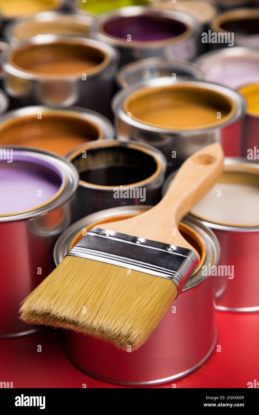 Red paint can roller hi-res stock photography and images - Alamy