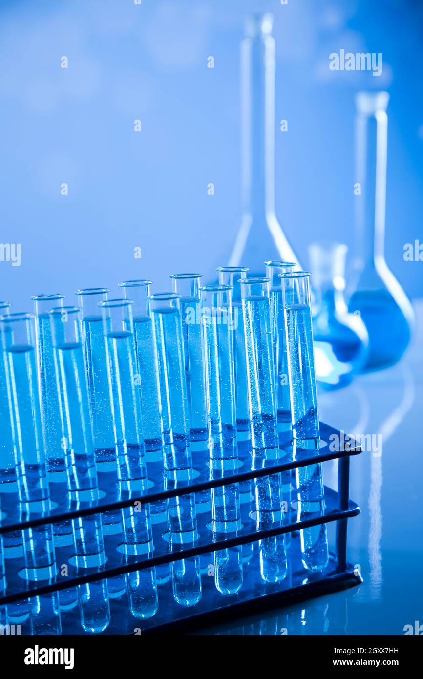 Scientific glassware for chemical experiment, Laboratory equipment ...