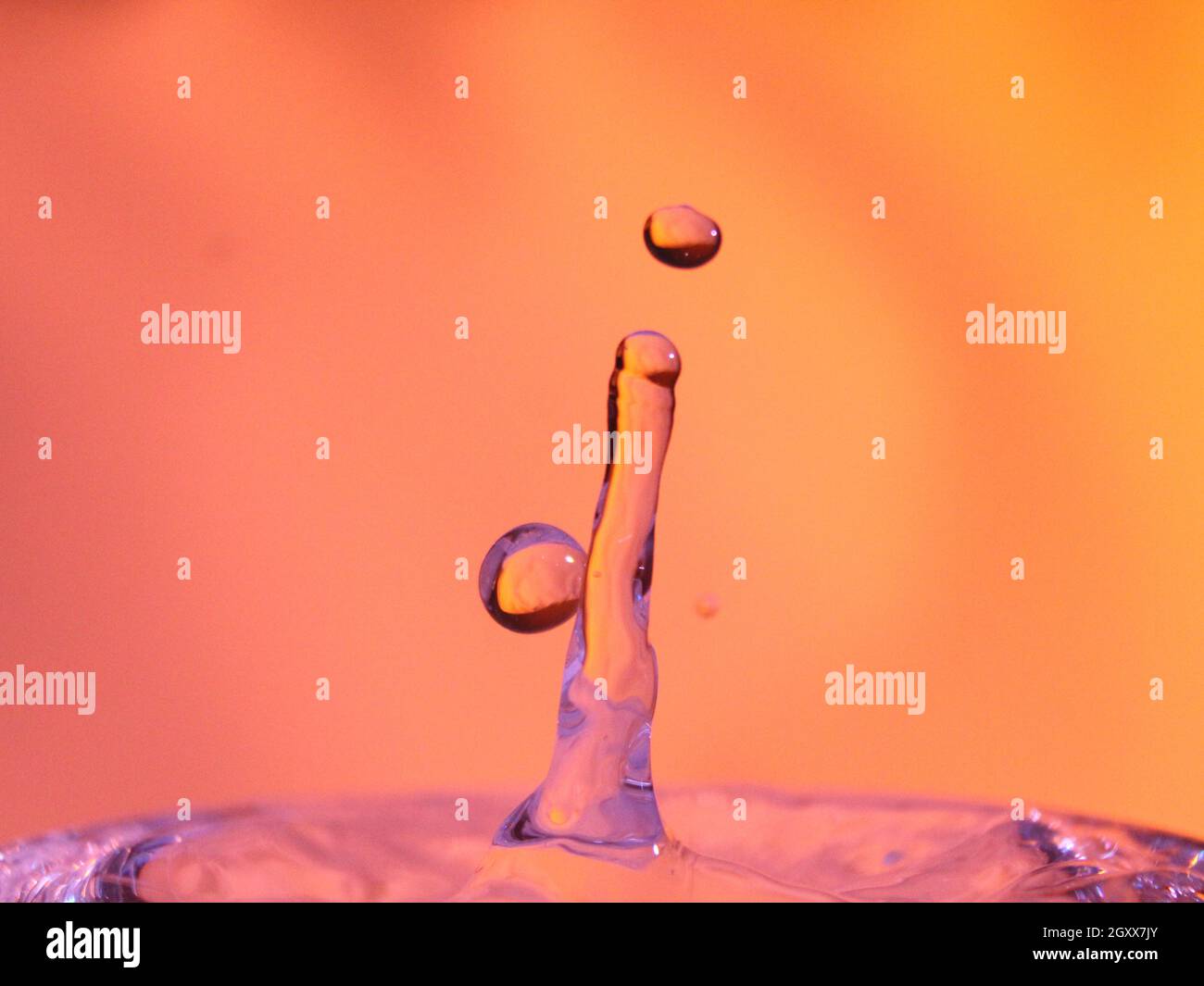 Colliding forms hi-res stock photography and images - Alamy