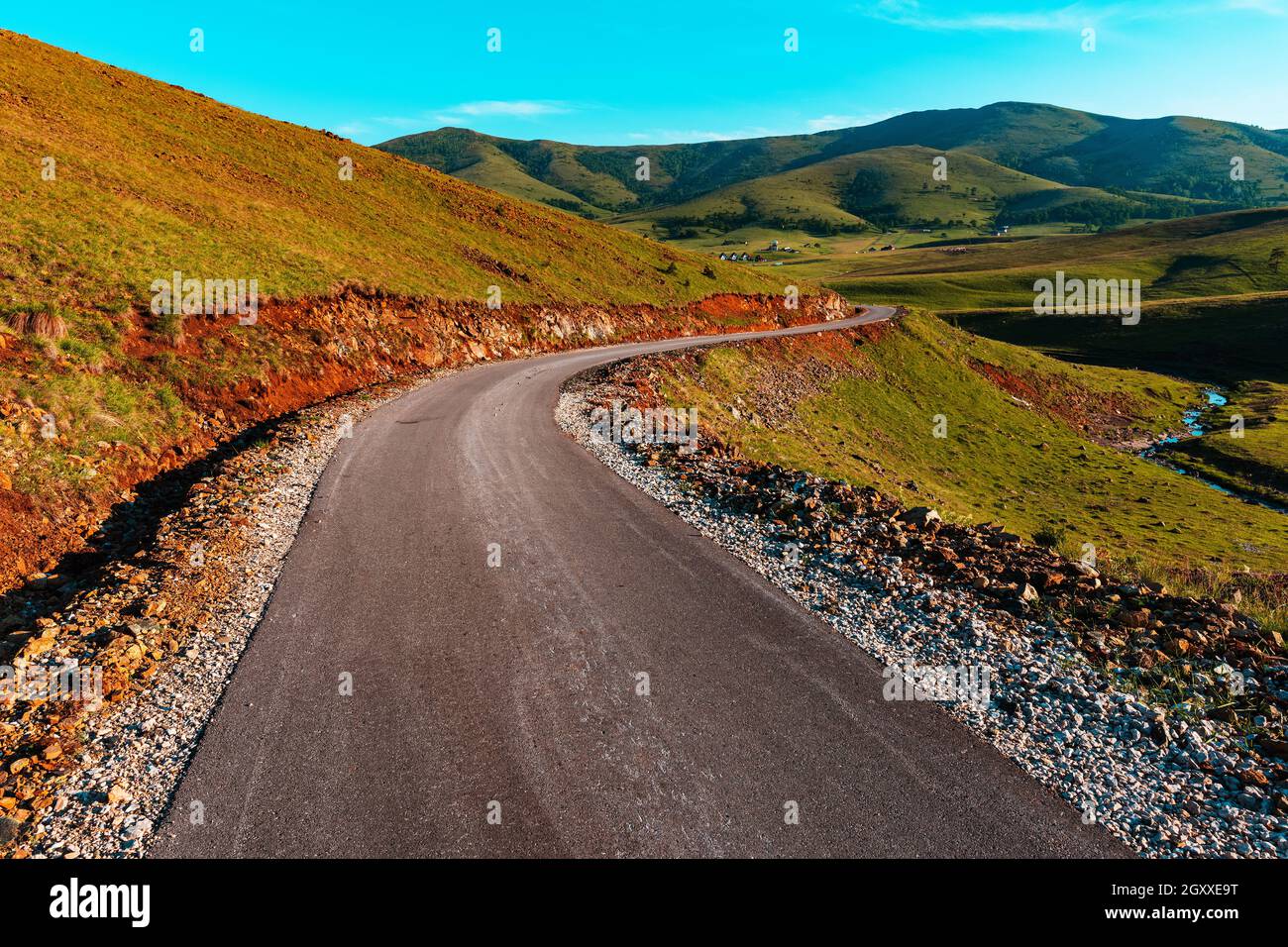 Empty landscape beautiful hi-res stock photography and images - Alamy