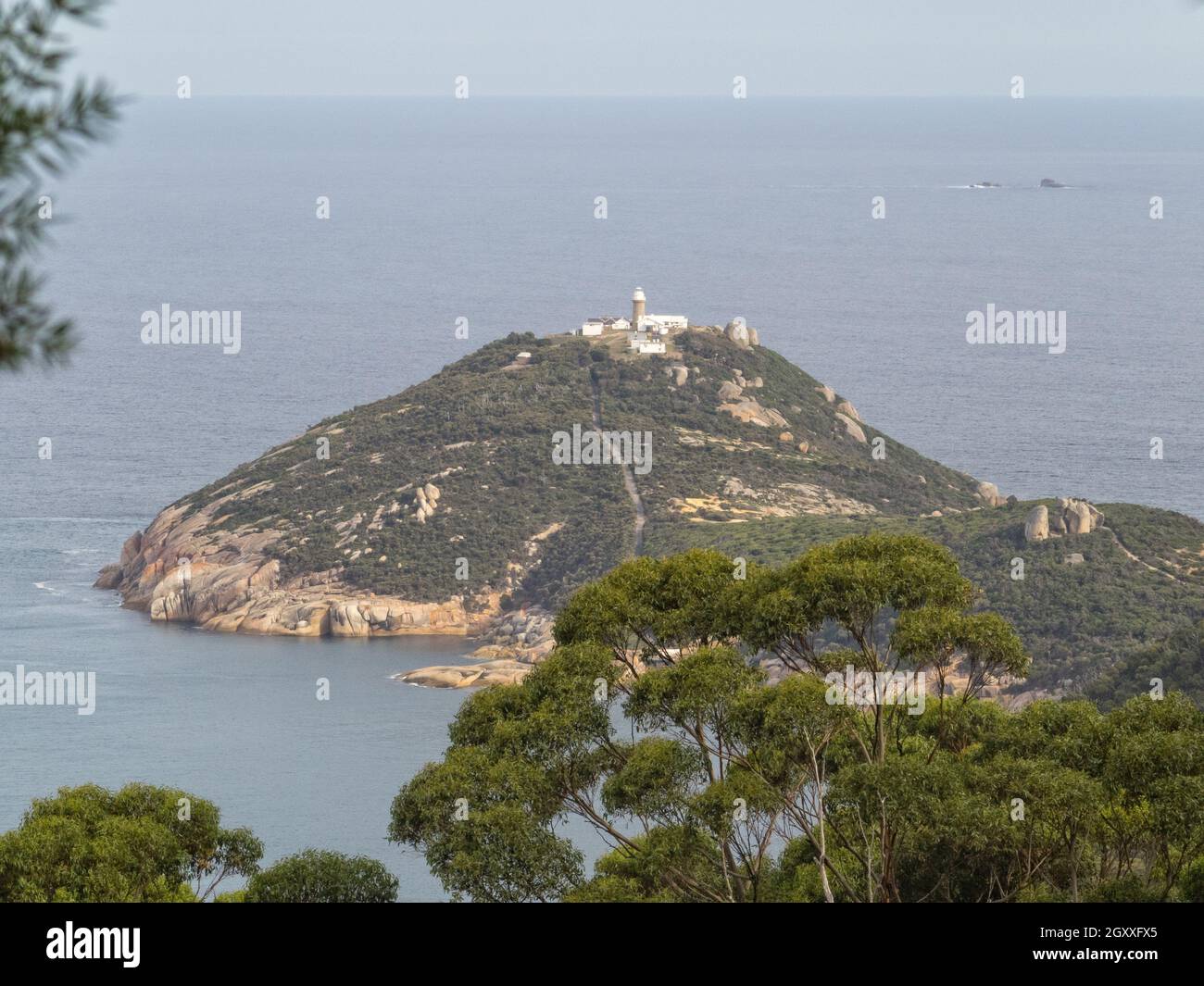 First glimpse of the Wilsons Promontory Lighthouse approaching it from ...