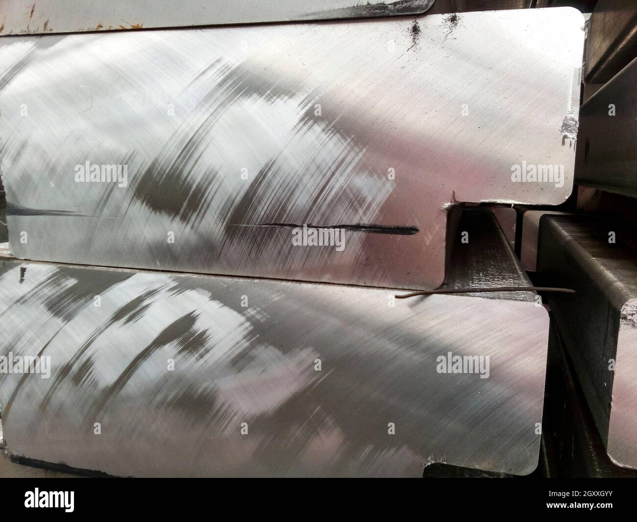 Aluminum ingots. Transportation of aluminum for export Stock Photo - Alamy