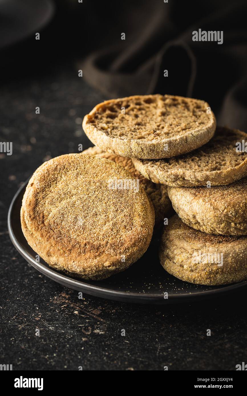 Toast buns hi-res stock photography and images - Alamy
