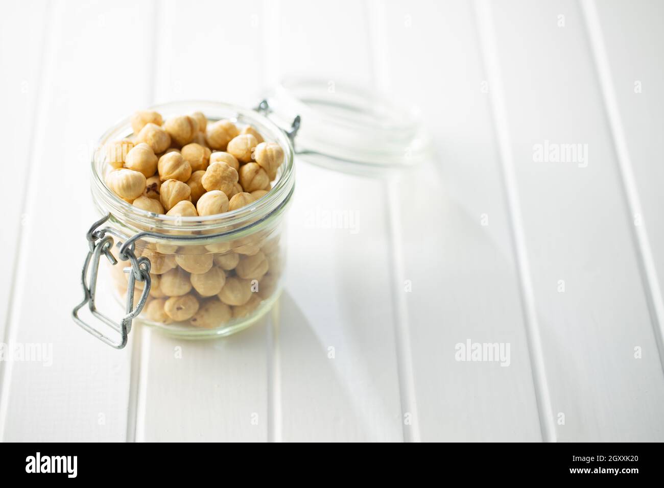 Peeled roasted hazelnut kernels Stock Photo - Alamy