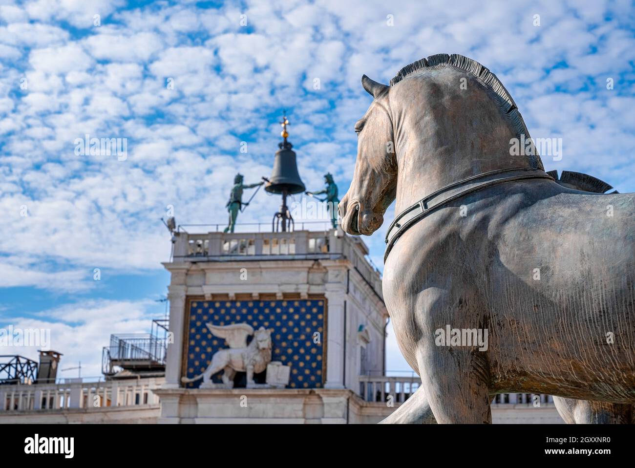 Ancient bronze horses of St Mark's Basilica in Venice, Italy Stock Photo - Alamy