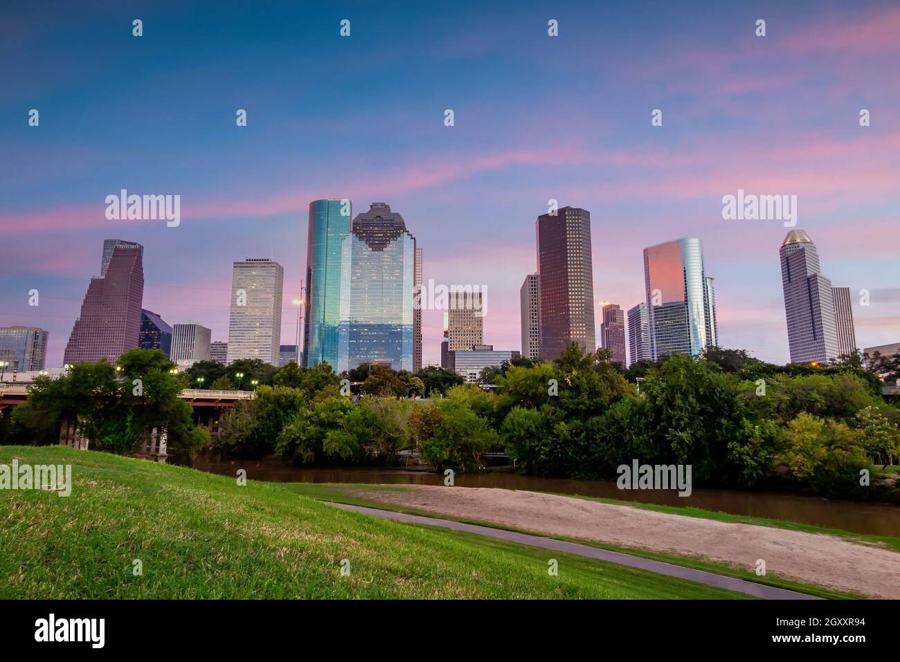 Houston sunset building hi-res stock photography and images - Alamy