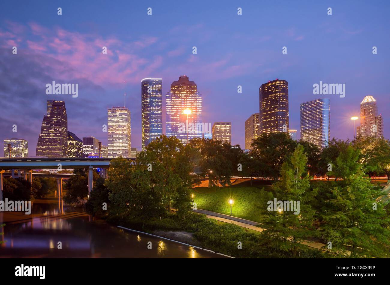 Downtown houston sunset hi-res stock photography and images - Alamy